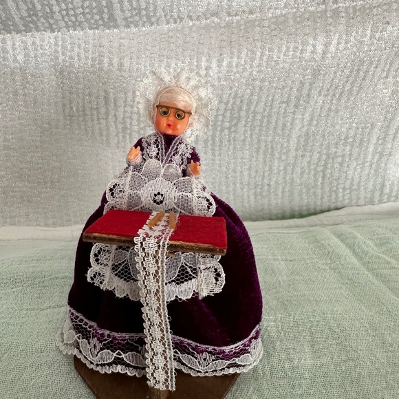 Other | Belgian Old Lady Lace Maker Doll Figurine | Poshmark